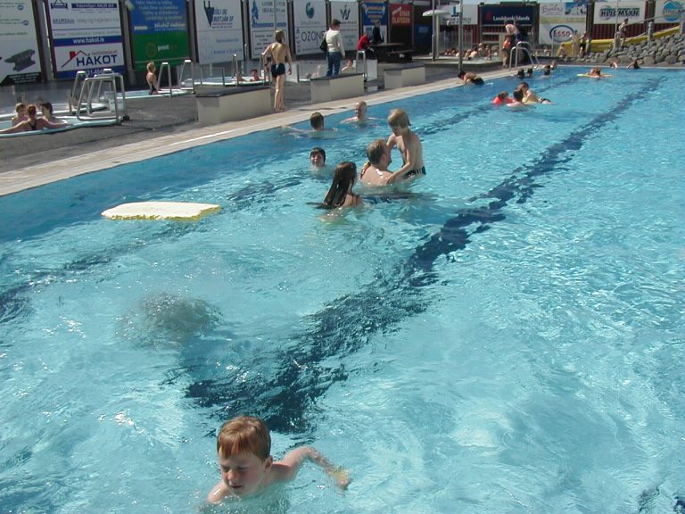 Swimming Pools - sundlaugar.is