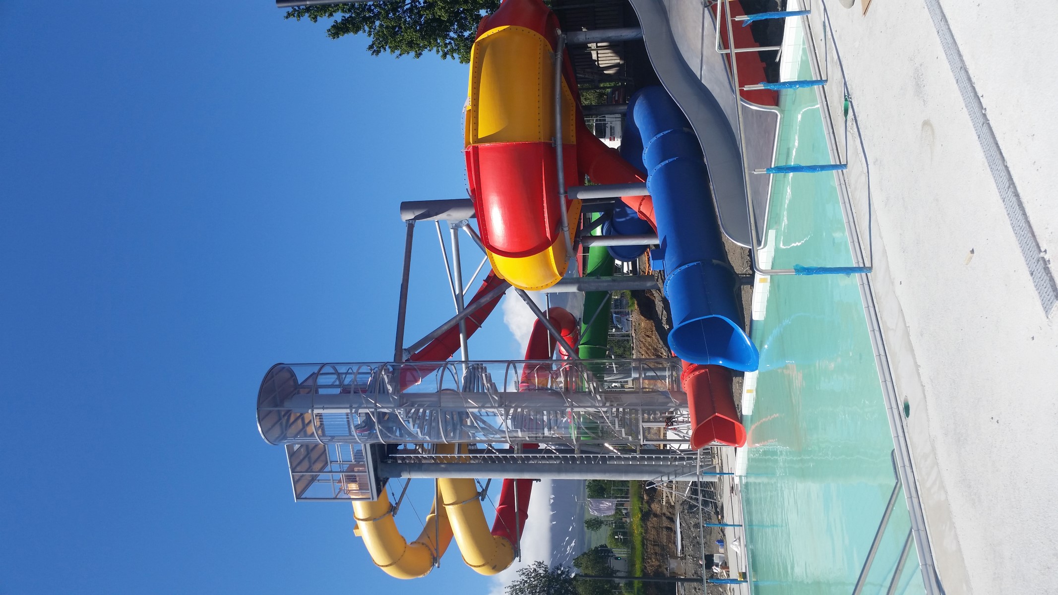 Akureyri swimming pool - sundlaugar.is