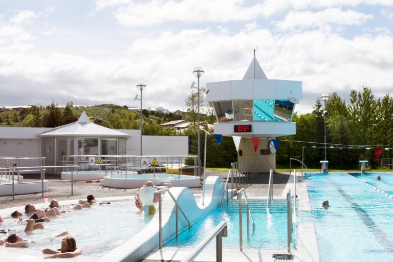 Swimming Pools - sundlaugar.is