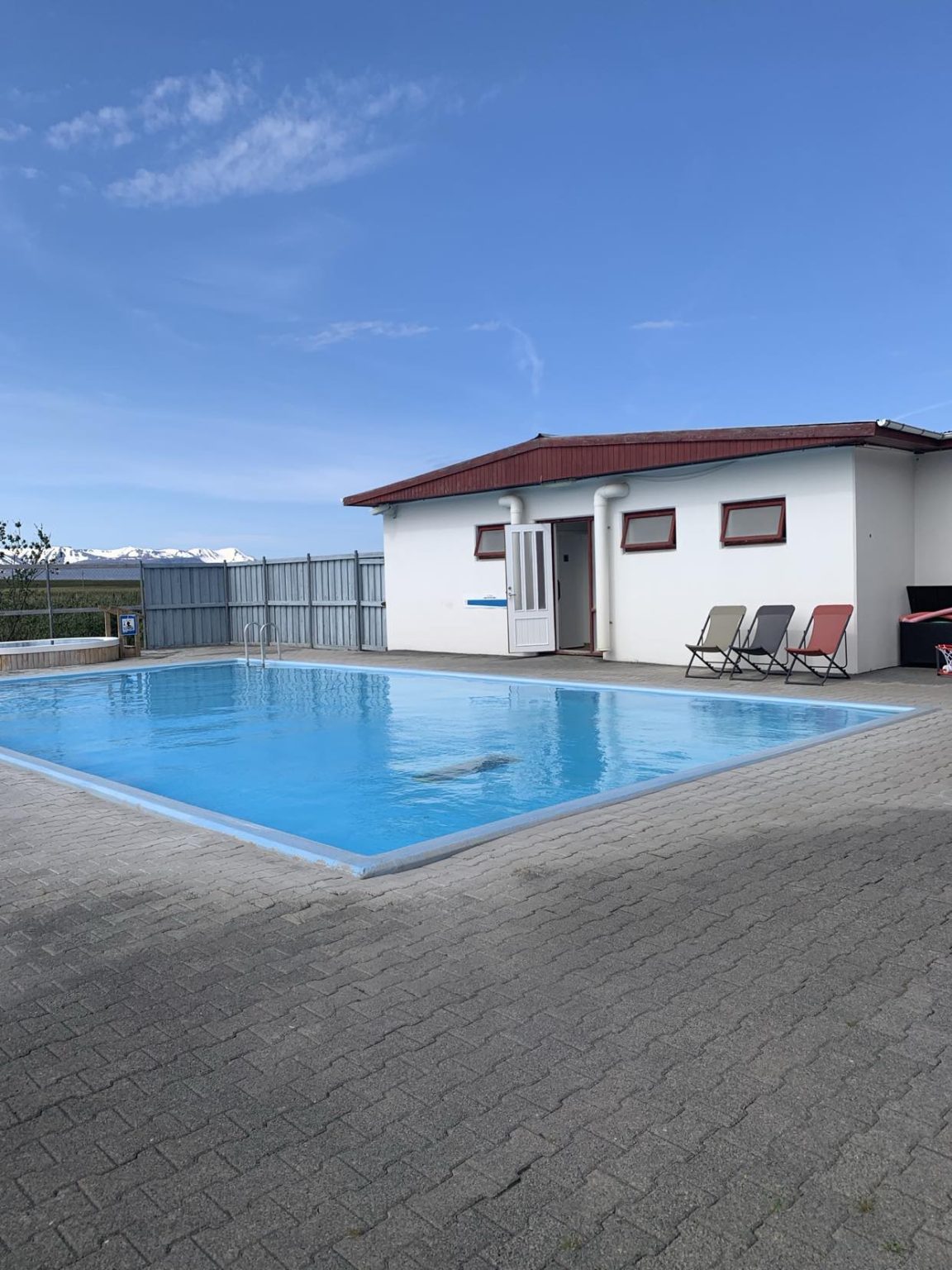 Sundlaugar - sundlaugar.is