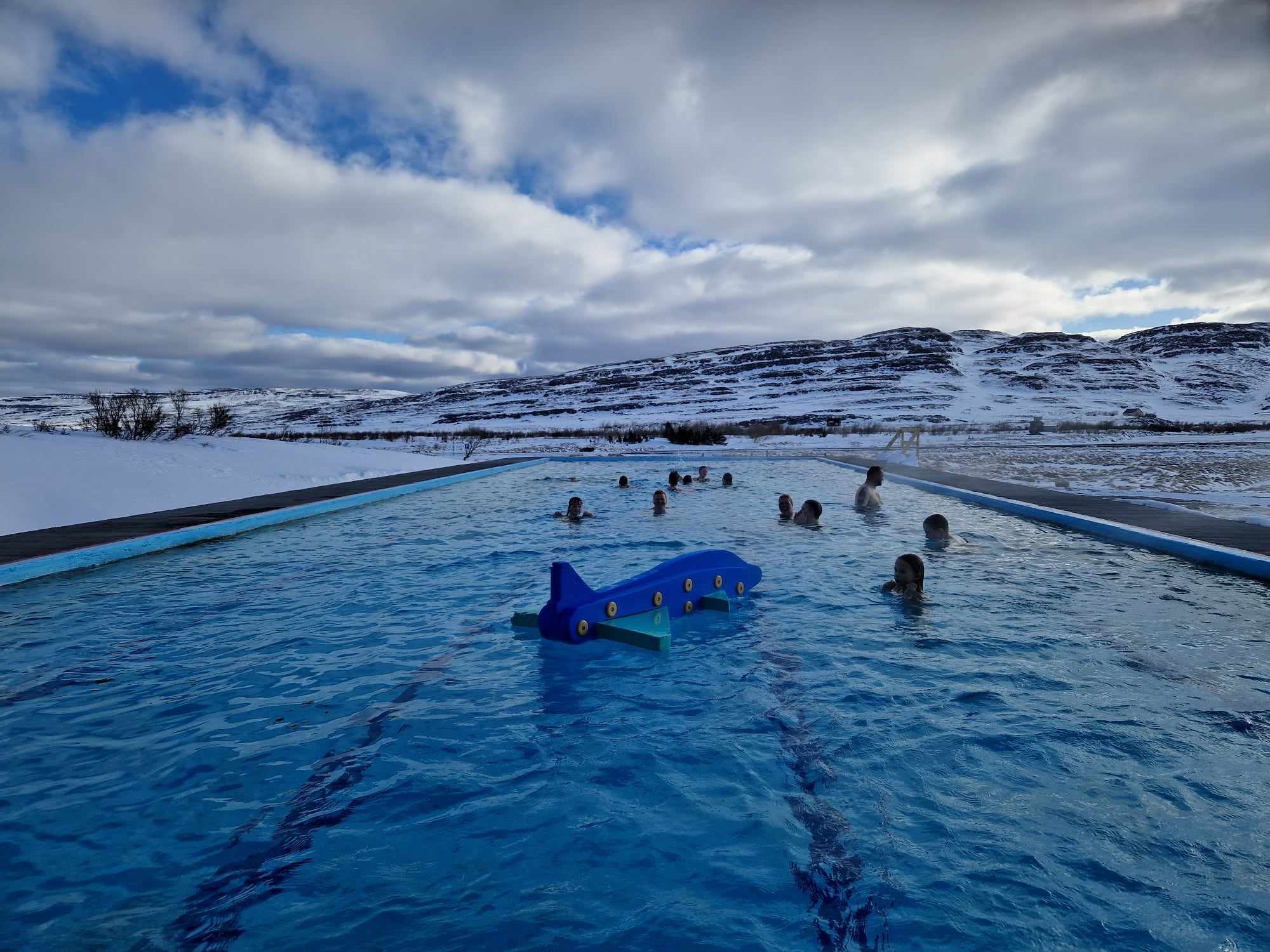 Sundlaugar - sundlaugar.is